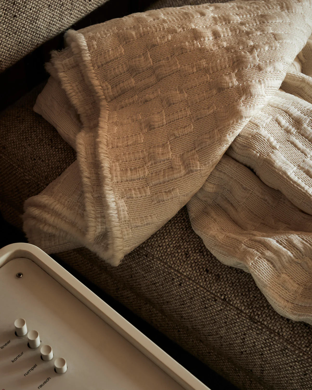 Layal Bedcover – JANGEORGe Interior Design & Furniture